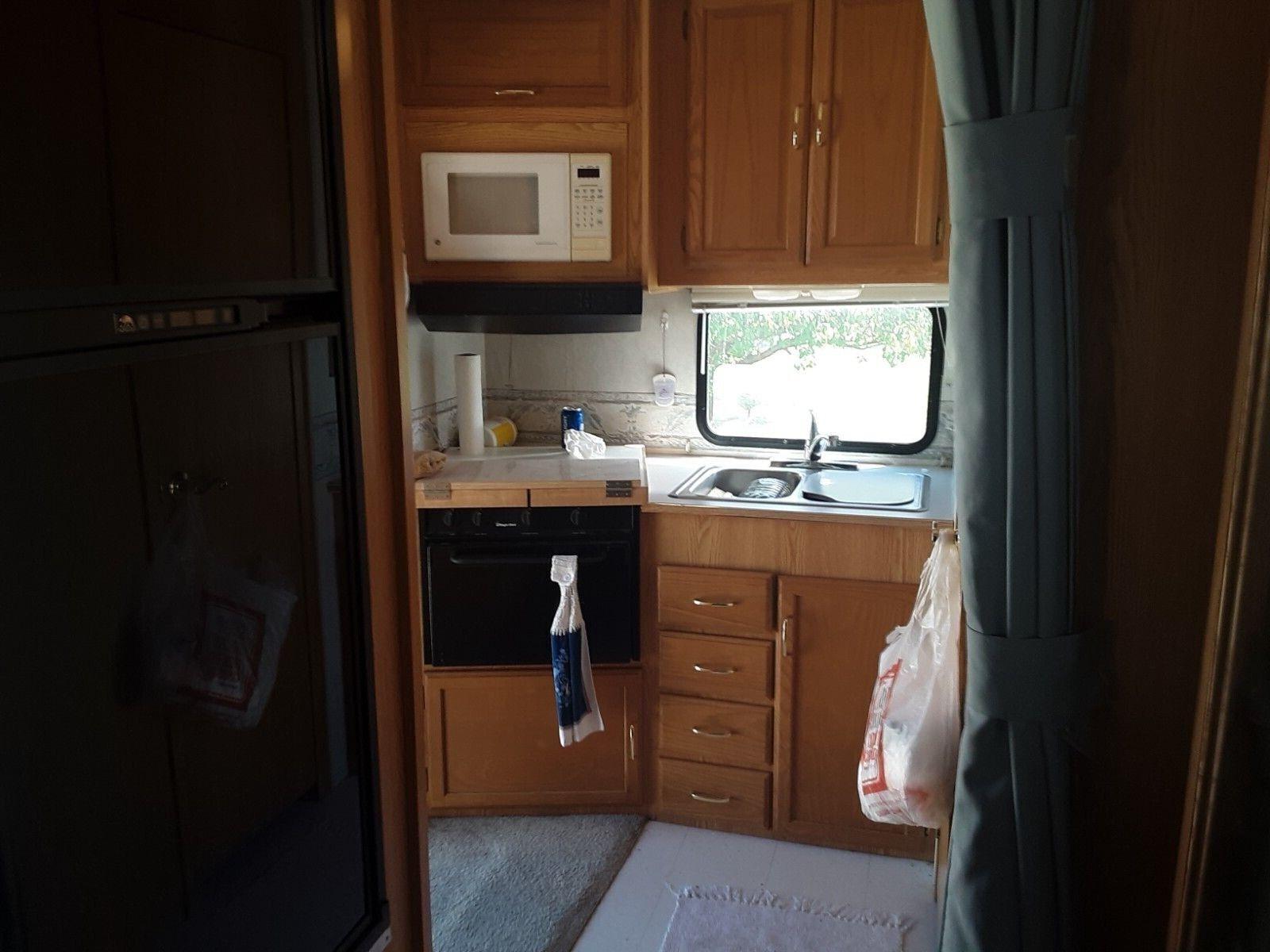 2001 Winnebago Class C 23ft camper [everything works] @ Campers for sale