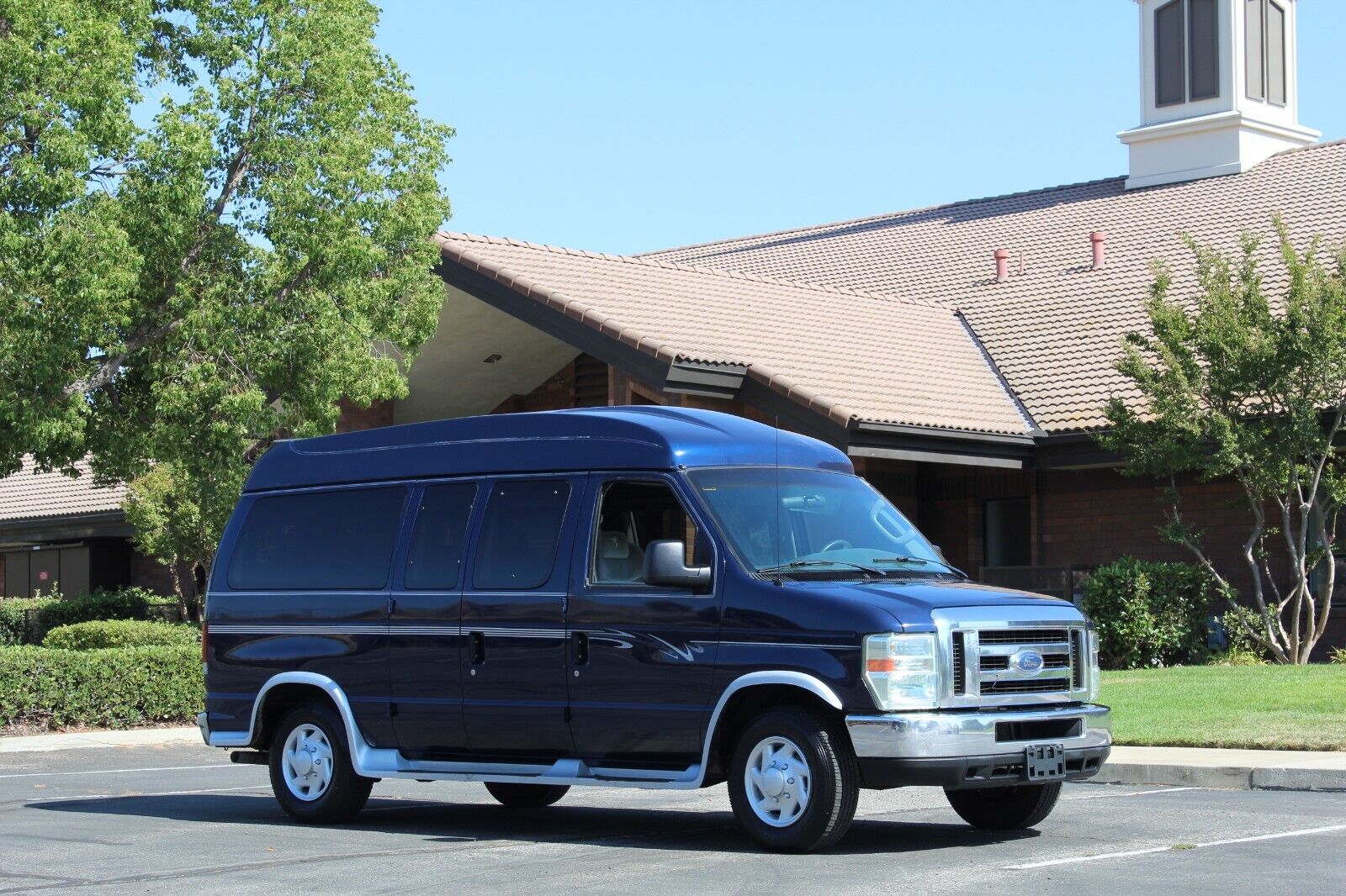 2008 Ford E Series Econoline Explorer camper [high top conversion] for sale