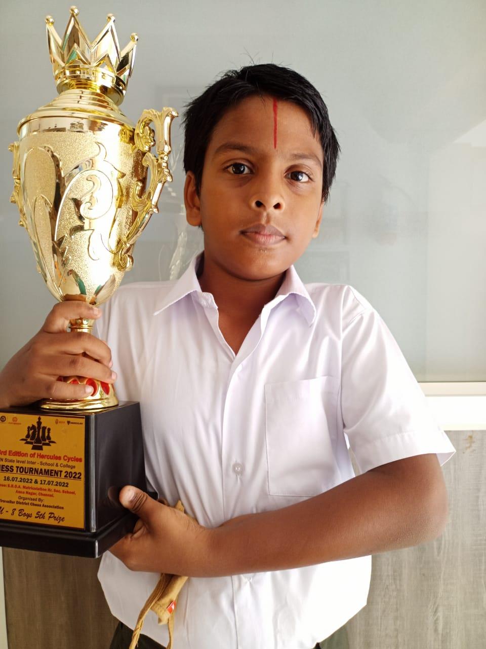 V.Vidvath of Class 4A achieved 5th place in Chess tournament under 8 ...