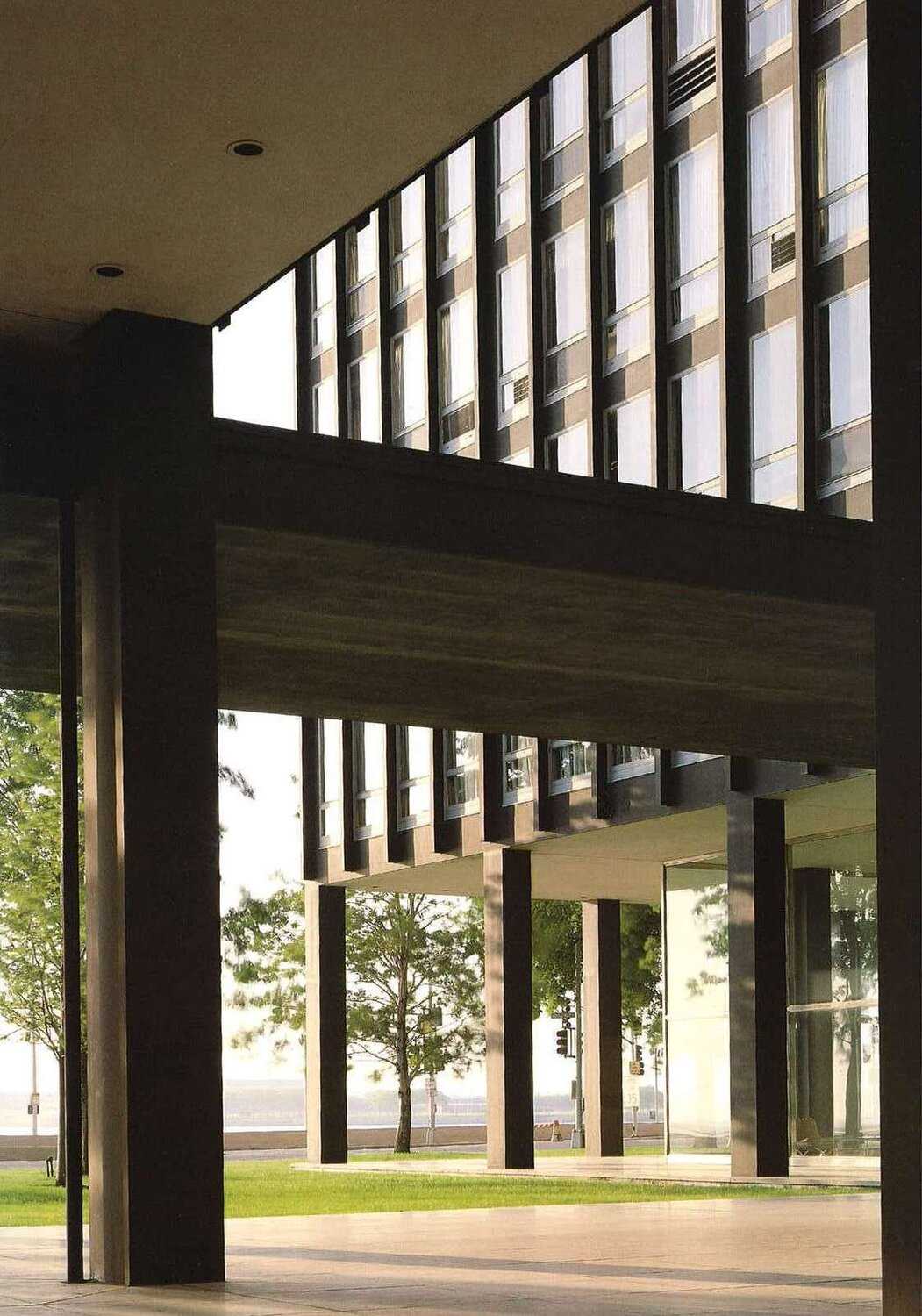 860–880 N. Lake Shore Dr. International Style Mies van der Rohe ...