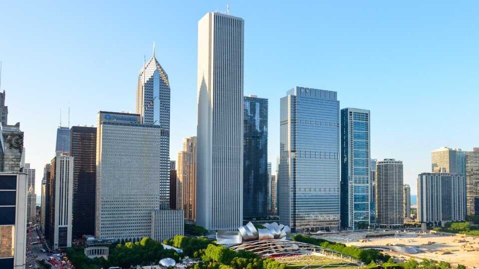 111 East Wacker (One Illinois Center) | Chicago Architecture Center