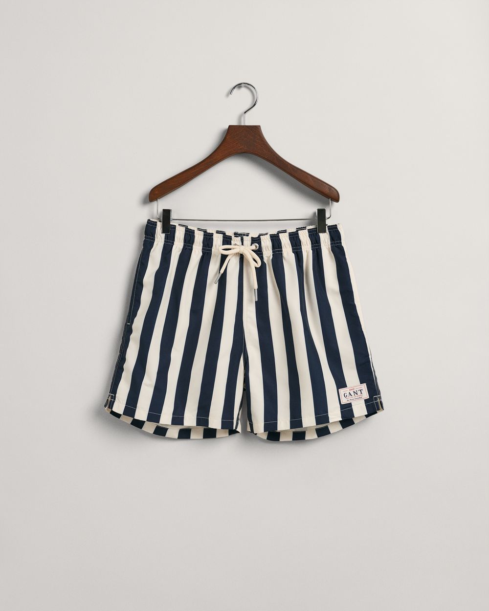 Badeshorts med Striper og Klassisk Passform | GANT Norge