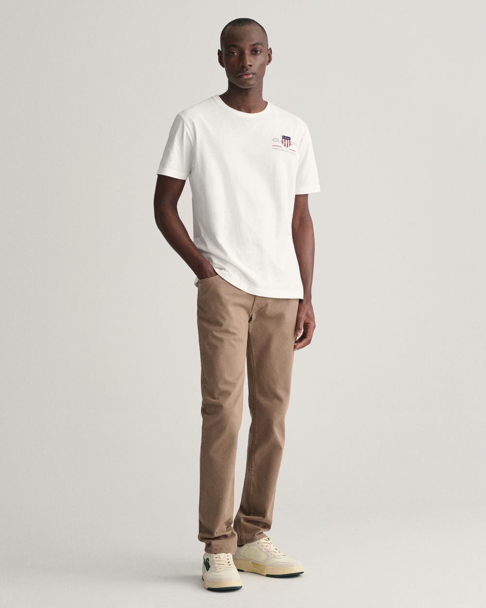 Desert jeans i slim-fit | Siste mote: Klær, tilbehør og interiør | GANT.no