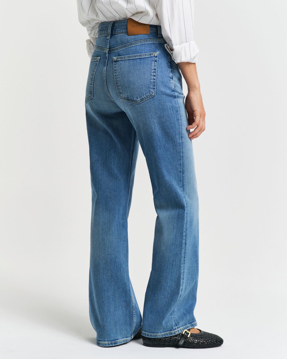 Slim fit jeans med sleng | Siste mote: Klær, tilbehør og interiør | GANT.no