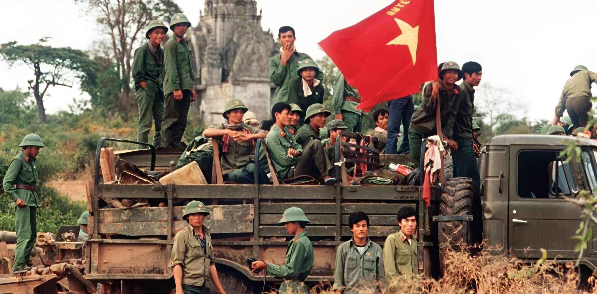 Vietnamese Flag → History, Meaning, Symbols Of National Flag