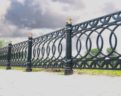 Custom Iron Fence Designs - Monarch Ironworks