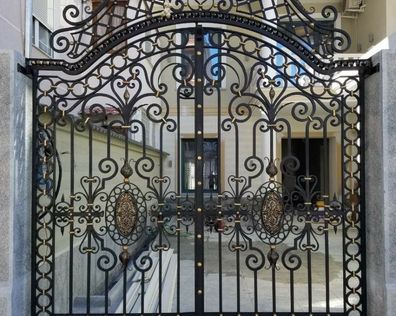 Custom Iron Gate Designs - Monarch Ironworks