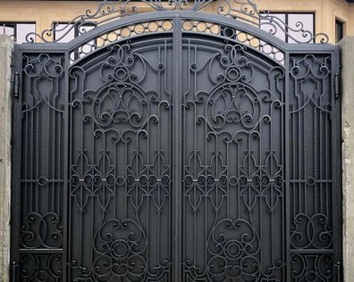 Custom Iron Gate Designs - Monarch Ironworks