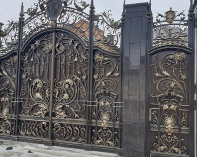 Custom Iron Gate Designs - Monarch Ironworks