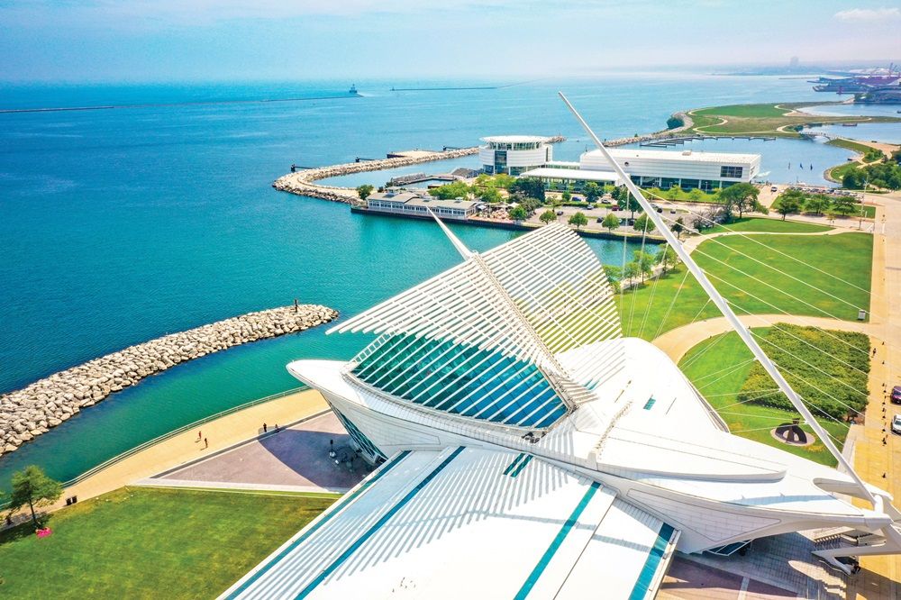 Milwaukee Art Museum - All You Need To Know BEFORE You Go | Abirpothi