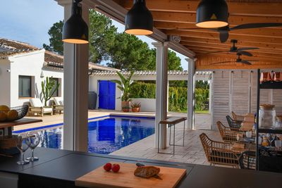 Holiday homes with pool in Spain