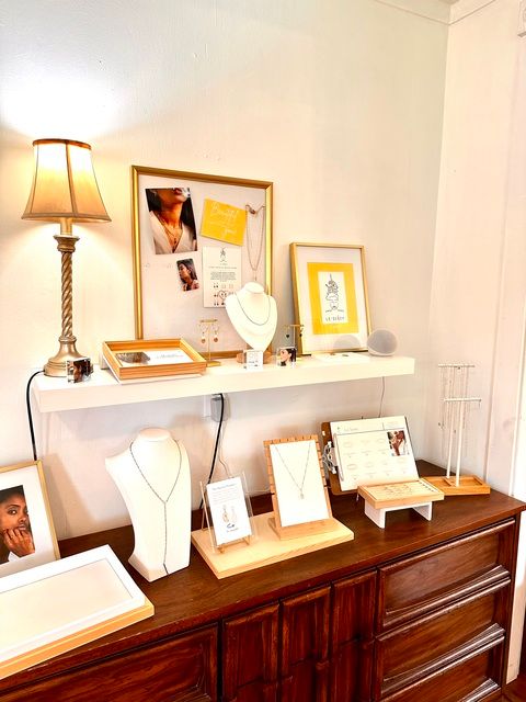 Visit the Le Serey Studio - Community Directory Photo Album By Le Serey