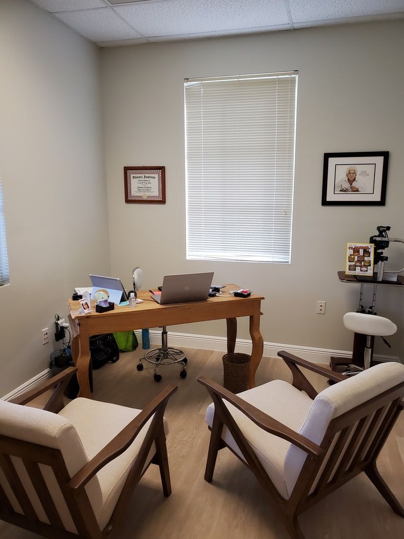 Holistic Treatment Room for Rent - Treatment rooms and therapy offices ...