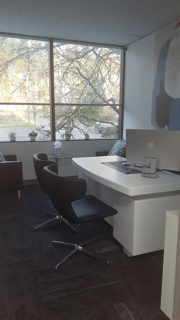 Therapist/ Nurse Practitioner Room - Treatment rooms and therapy ...