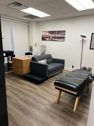 Medical/Complimentary Medicine/Therapy Offices - Treatment rooms and ...