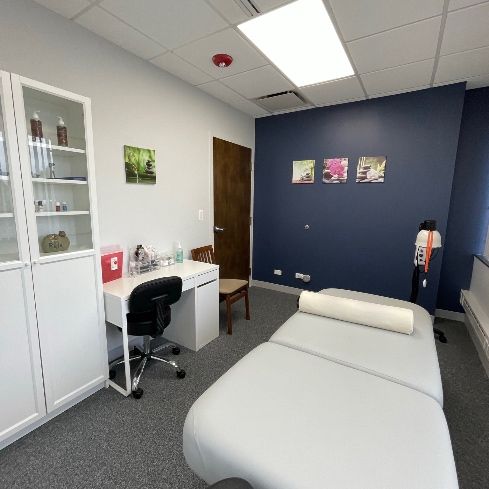 Therapy Room for Rent - Upscale Office - Treatment rooms and therapy ...