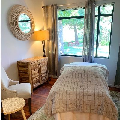 Massage Therapy Room Rental - Therapist Offices, Salon Suites & Medical ...