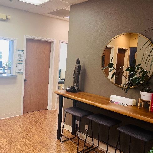 Exceptional 4 Treatment Room ADA Office with Peaceful Lobby - Therapist ...