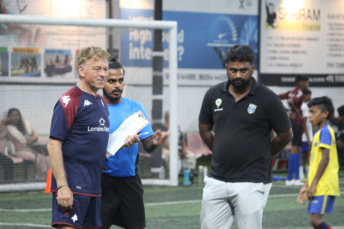 Book courts, Kids Coaching, Football, Badminton, Swimming near you