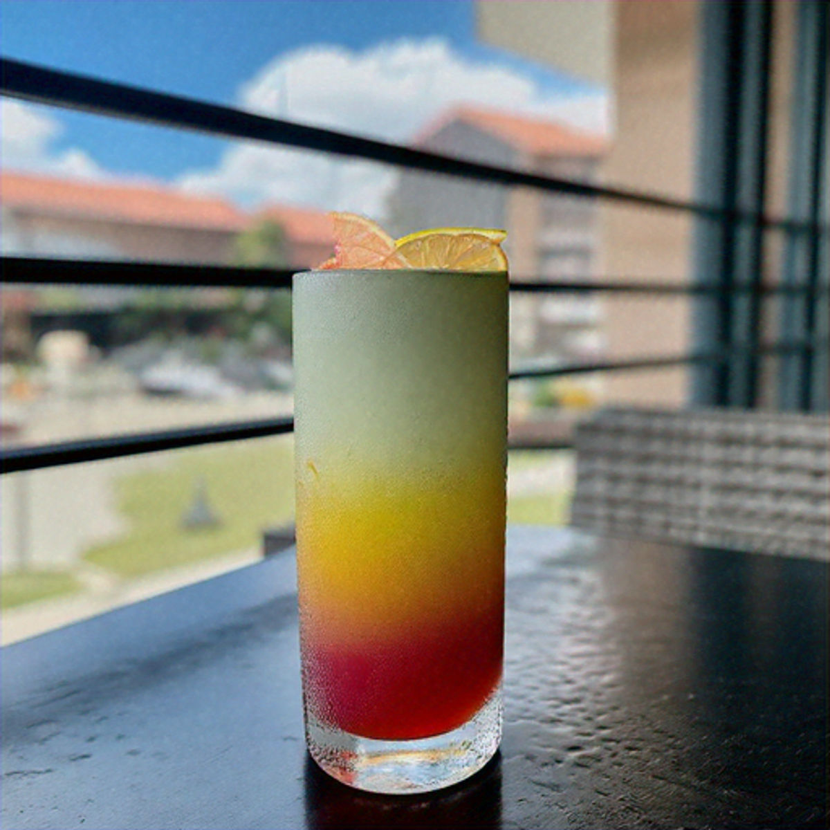 Tropical Spice Serenade, Alcohol-free tropical cocktail with a spicy kick