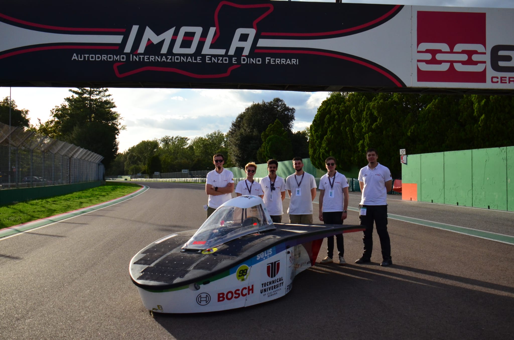 Solis Solar Racing Team