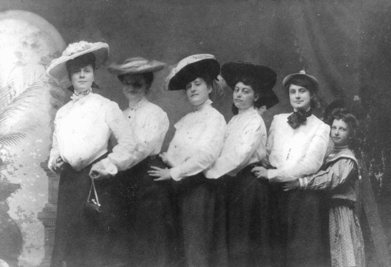 Timeline - Alpha Sigma Alpha