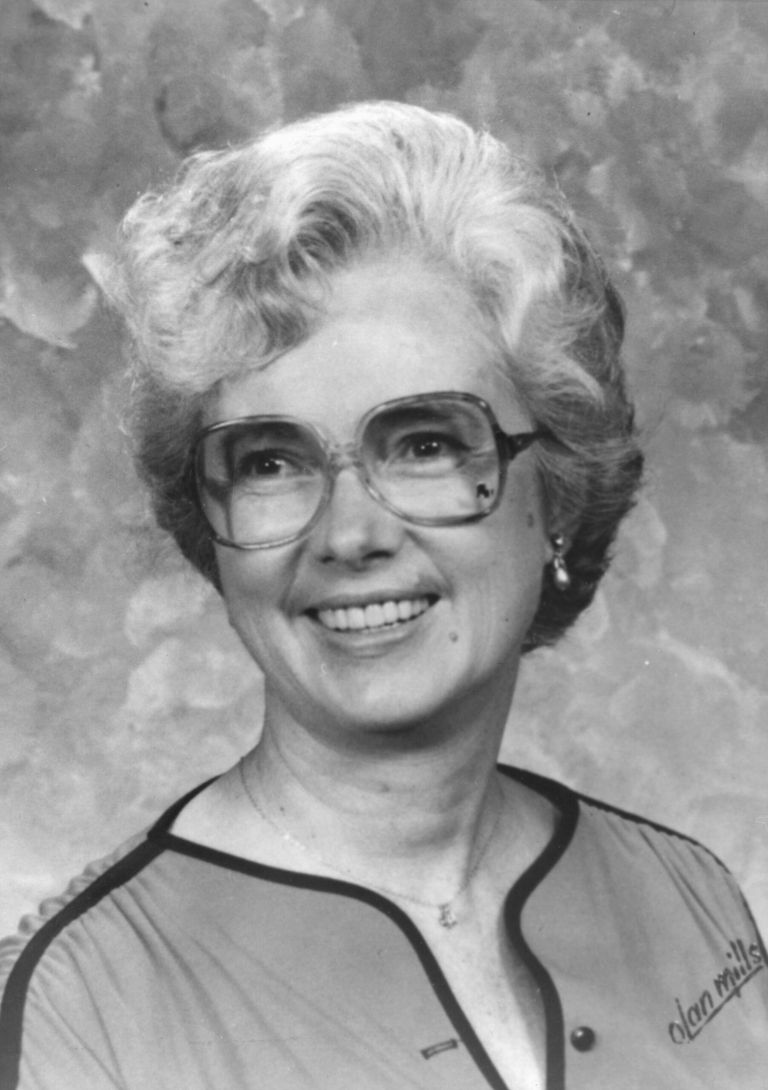Betty Wallick elected national president - Alpha Sigma Alpha