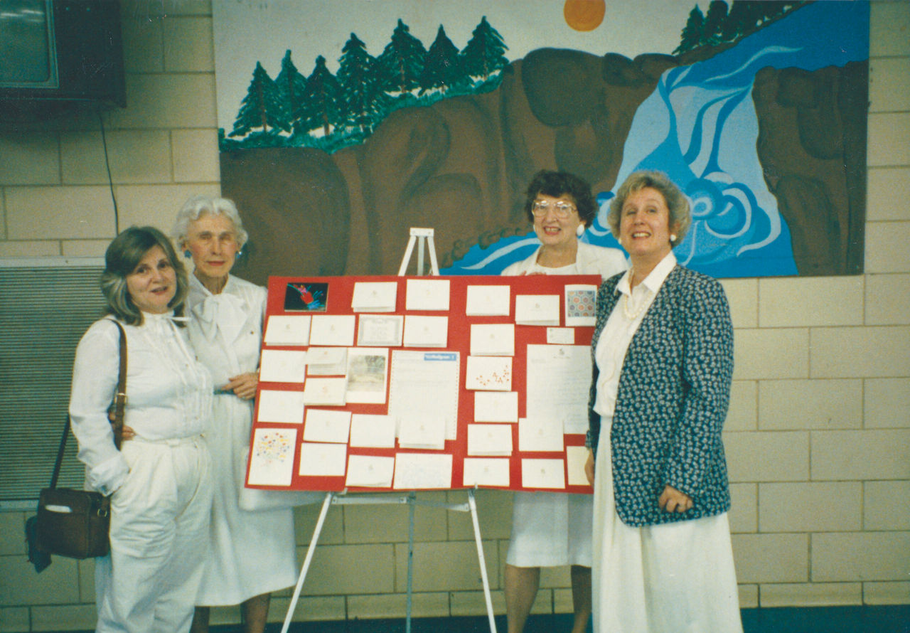 Epsilon Tau and Epsilon Upsilon installed - Alpha Sigma Alpha