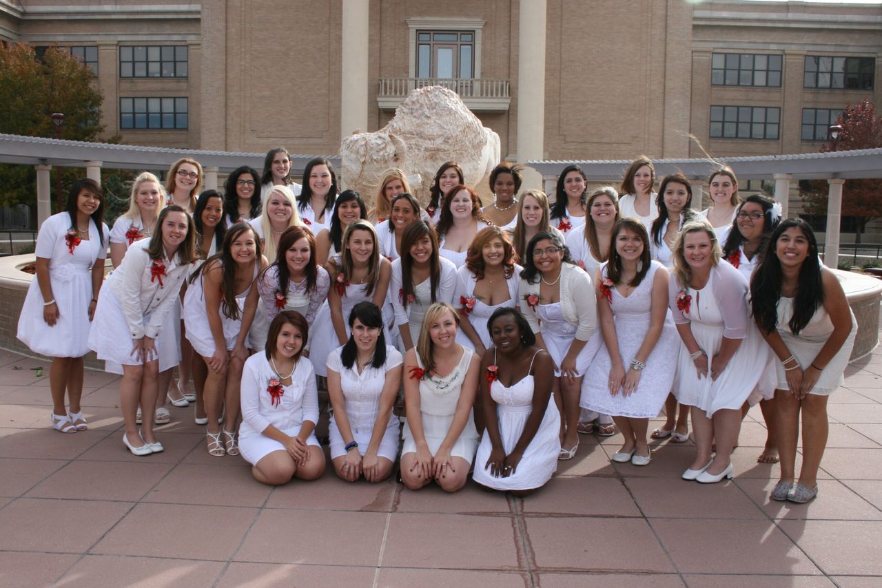 Theta Rho installed - Alpha Sigma Alpha