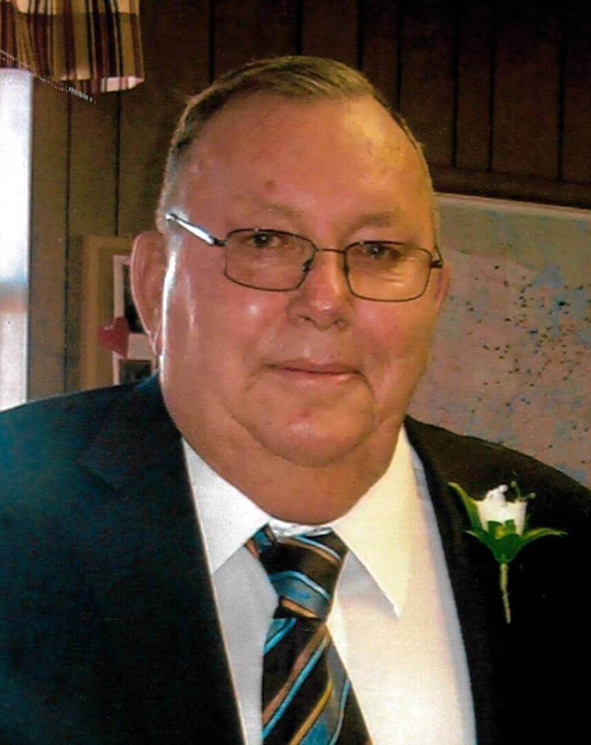 Donald E. Ellis | Ewing Funeral Home