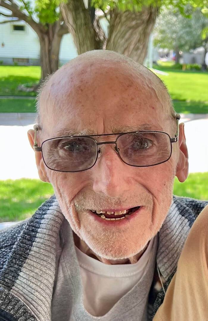 Gary L. Gray | Ewing Funeral Home