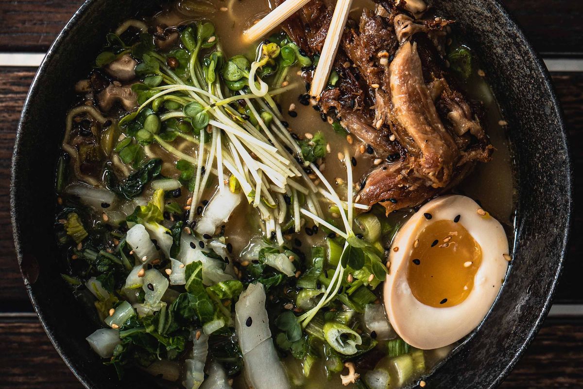 Momiji Express | Best asian food | Order Online