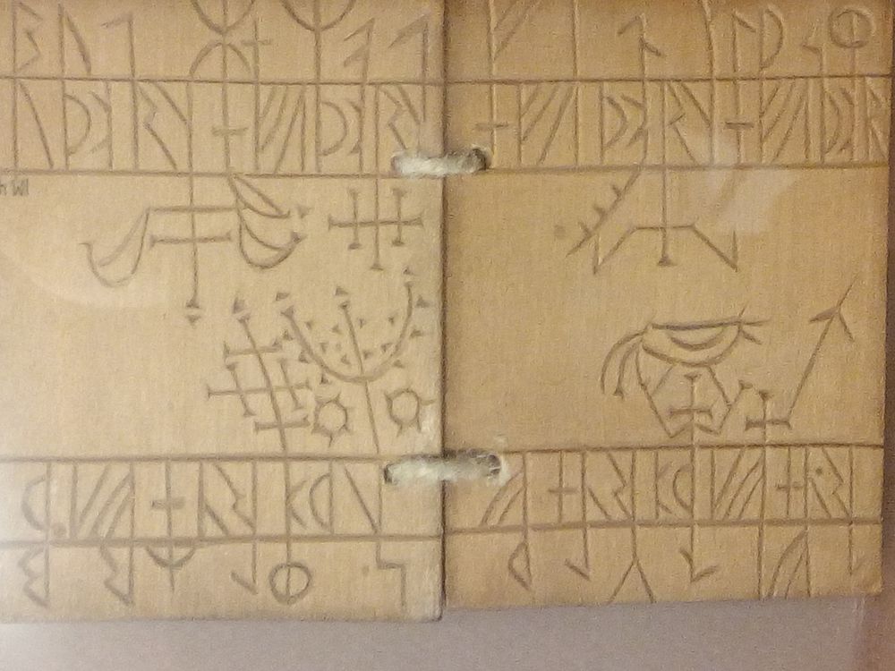 LITHUANIAN RUNES REVEALED: Norwegian linguist says Baltic people had ...
