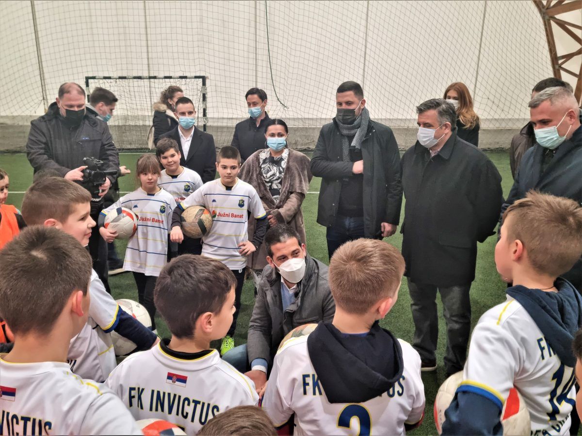 Ministar Udovičić i Pokrajinski sekretar Basta posetili Belu Crkvu ...