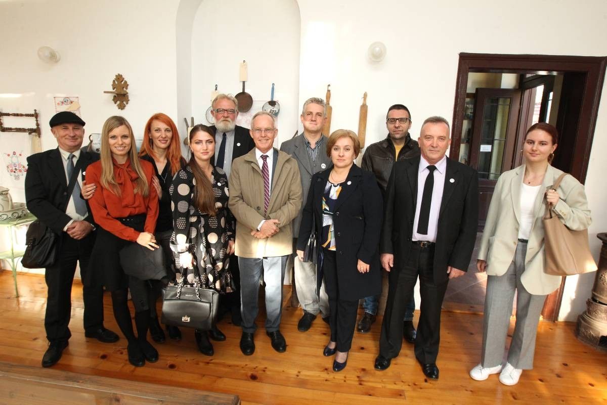 Šef Misije OEBS-a u Srbiji na sastanku sa predstavnicima Nacionalnog ...