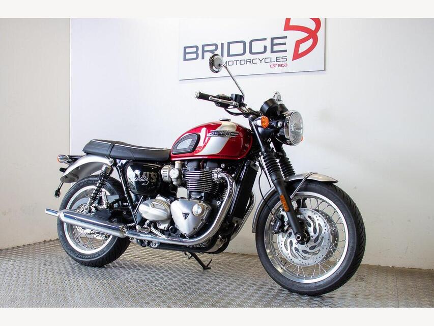 Triumph BONNEVILLE T120 ELVIS PRESLEY LIMITED EDITION - Motorbike ...