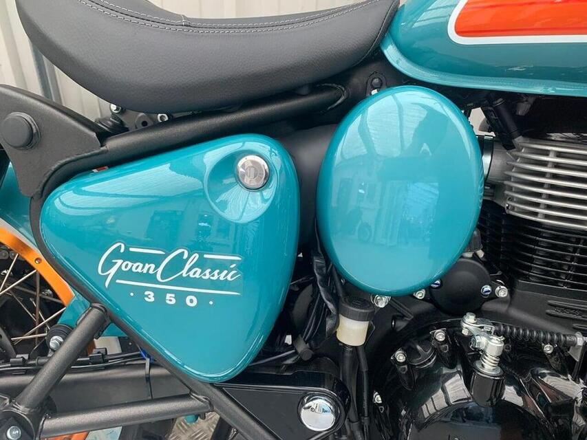 Royal Enfield Classic 350 (2025) - Motorbike Community & Free Bike ...