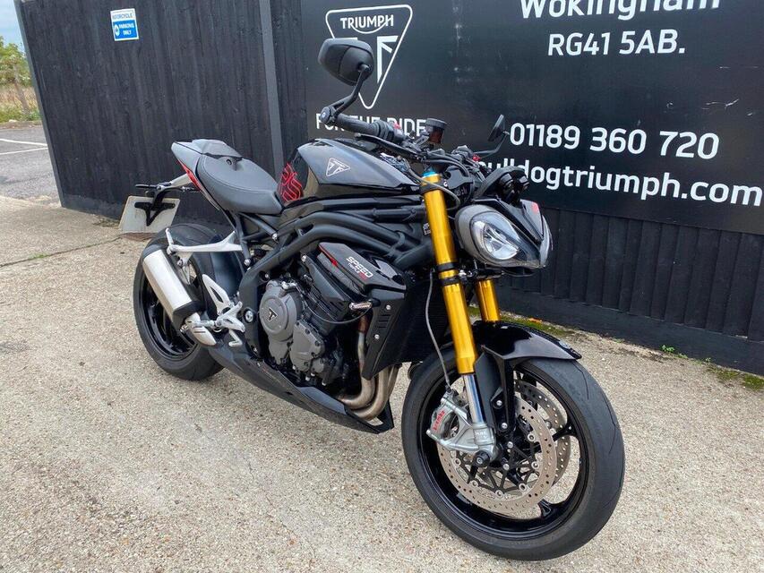 Triumph Speed Triple 1200 (2025) - Motorbike Community & Free Bike ...