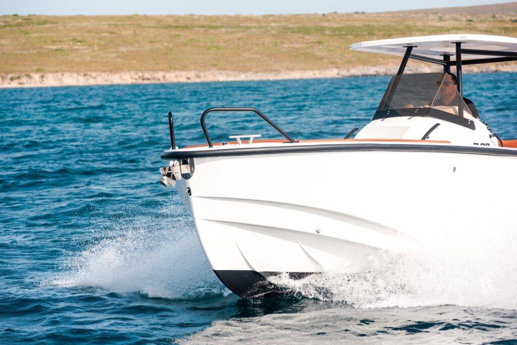 D28 CC | Dromeas Yachts