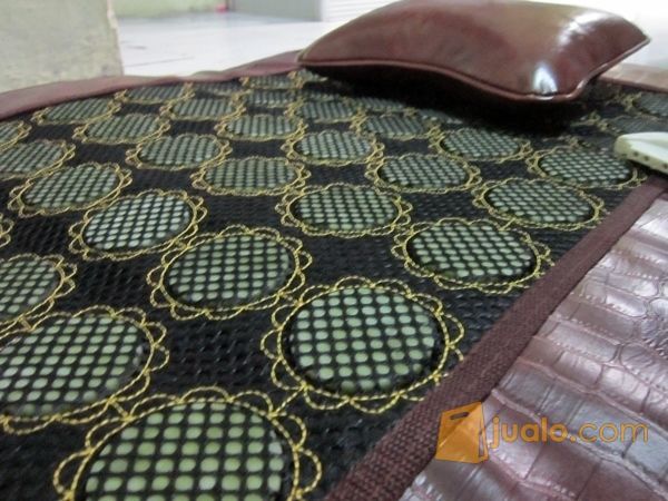 Matras Kasur Pijat Tubuh Jade Jangsu Bibong Terbuat Dari Batu Giok Asli ...