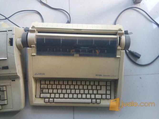 Mesin Tik Elektronic Merk Arori Royal Gabriele Top Type di Kota Bandung ...