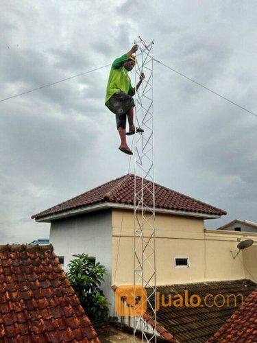 Tiang Tower Triangle Tangerang di Kota Tangerang Selatan, Banten ...