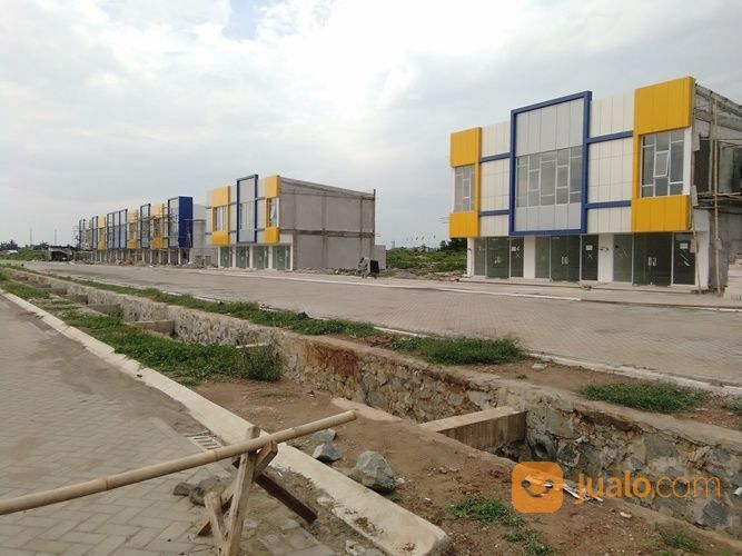 Ruko Arcade Water Park Kolam Renang Lokasi Grand Batavia Cadas Kukun ...