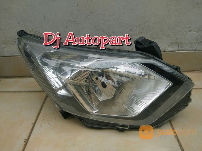 Headlamp Calya / Sigra Original Bagian Kanan di Kota Jakarta Utara, DKI ...