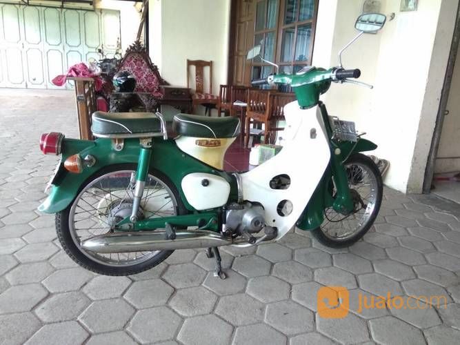 Honda C50 Pispot Hejo Asli 1969 Platina 3 Speed di Kab. Tasikmalaya ...