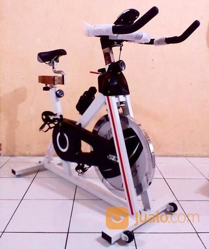 Alat Fitness Sepeda Statis SPINNING BIKE Divo - Sepeda Fitnes DIVO di ...
