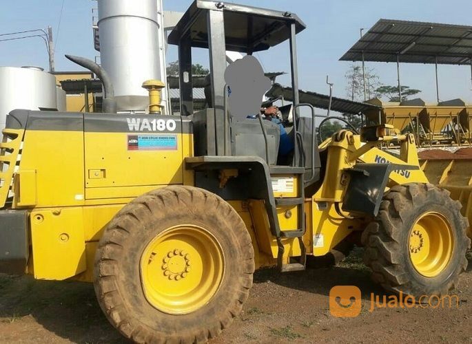 KOMATSU WHEEL LOADER WA180-3 Ex Import di Kota Jakarta Timur, DKI ...