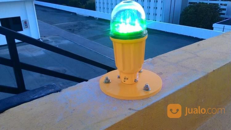 Supply Lampu Led Standing & Inset Perimeter Helipad Cahaya Hijau ...