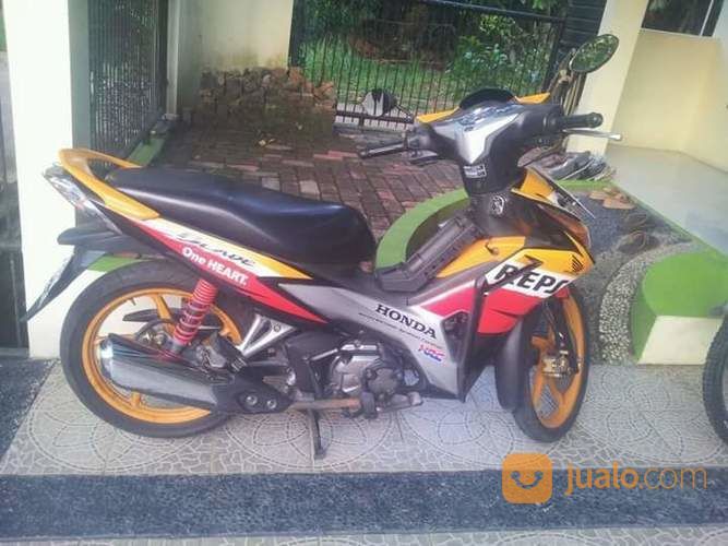 Honda Blade Repsol Tahun 2012 di Kota Bogor, Jawa Barat | Jualo.com