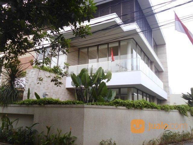 Modern Triple Storey House With Private Lift In Lebak Bulus-01542 di ... Modern Triple Storey House With Private Lift In Lebak Bulus-01542 di ...